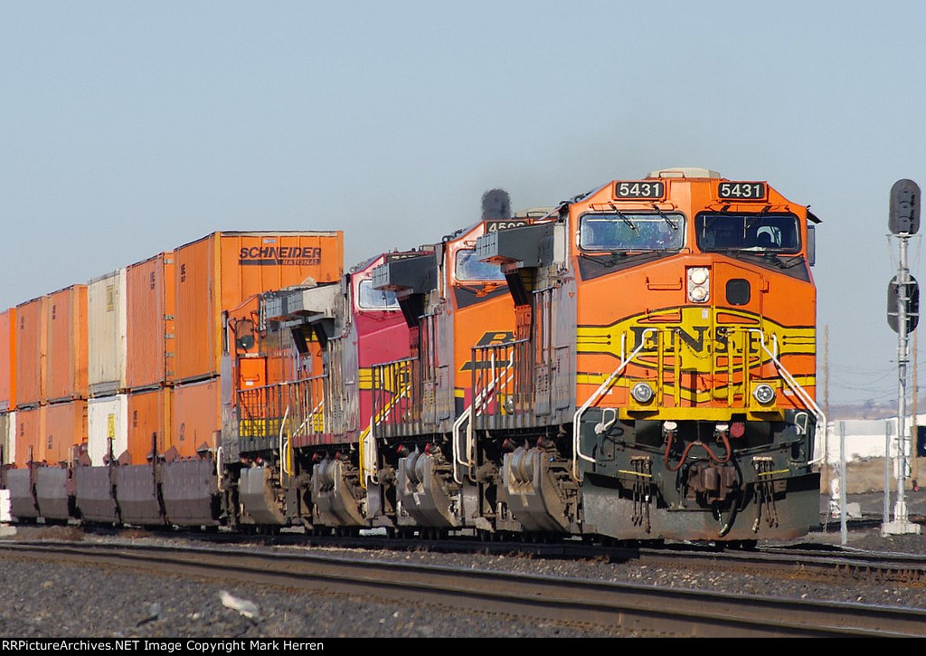 BNSF 5431 West